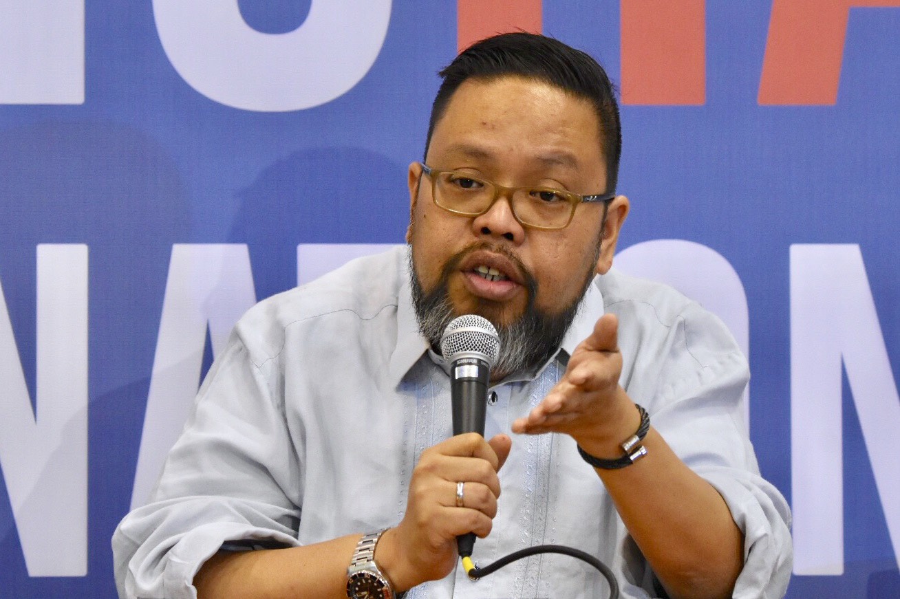 Kandidato isa lang ang kasama sa pag-file ng CoC - Comelec | Police ... Kandidato isa lang ang kasama sa pag-file ng CoC - Comelec | Police ...