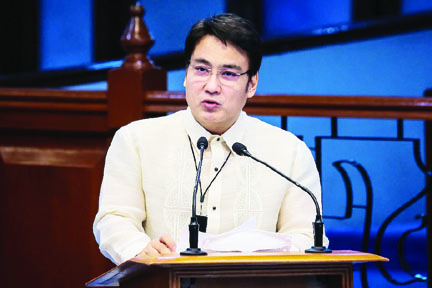 Senador Bong binuking, pinababata ng pag-e-exercise | Police Files! Tonite