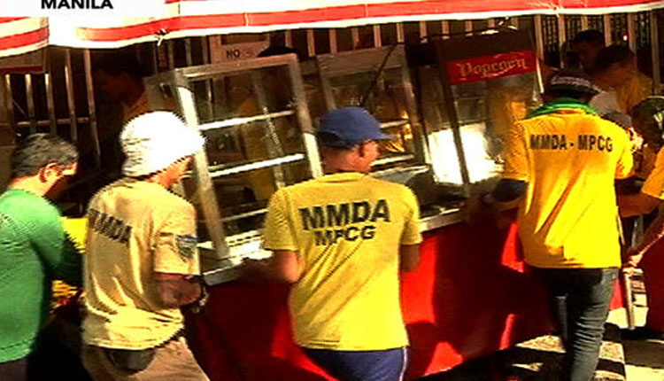 MMDA, NAGSAGAWA NG CLEARING OPERATION SA MAYNILA | Police Files! Tonite