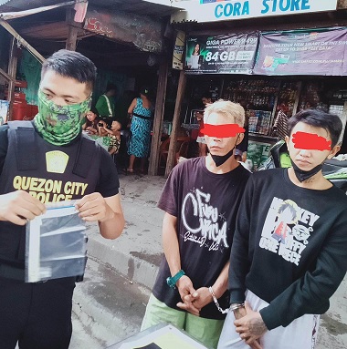 2 vendors huli sa shabu sa checkpoint | Police Files! Tonite