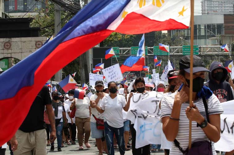 Militant group protest the Enhanced Defense Cooperation Agreement (EDCA ...