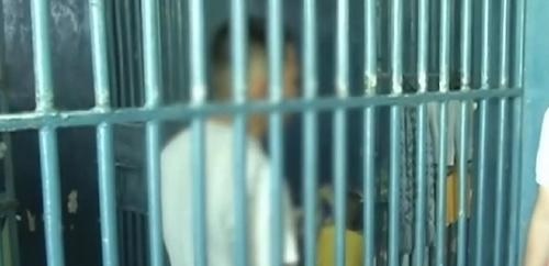 Pulis nagipit, nangholdap ng tindahan | Police Files! Tonite Pulis nagipit, nangholdap ng tindahan | Police Files! Tonite