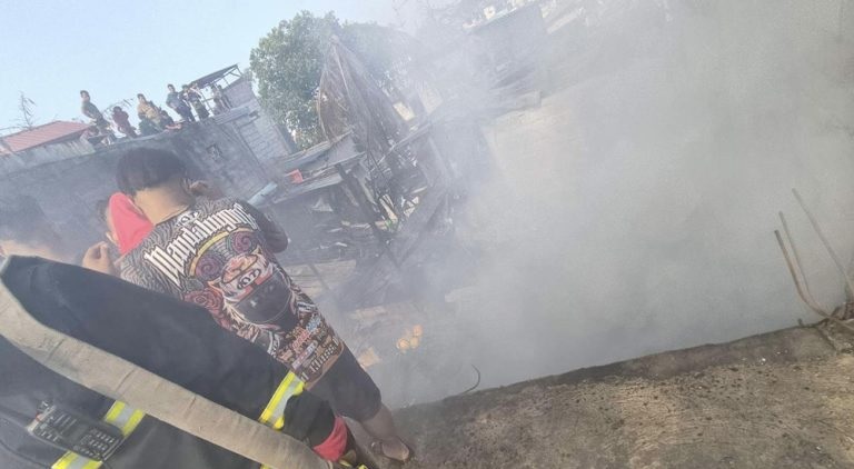 2 paslit, patay sa sunog | Police Files! Tonite