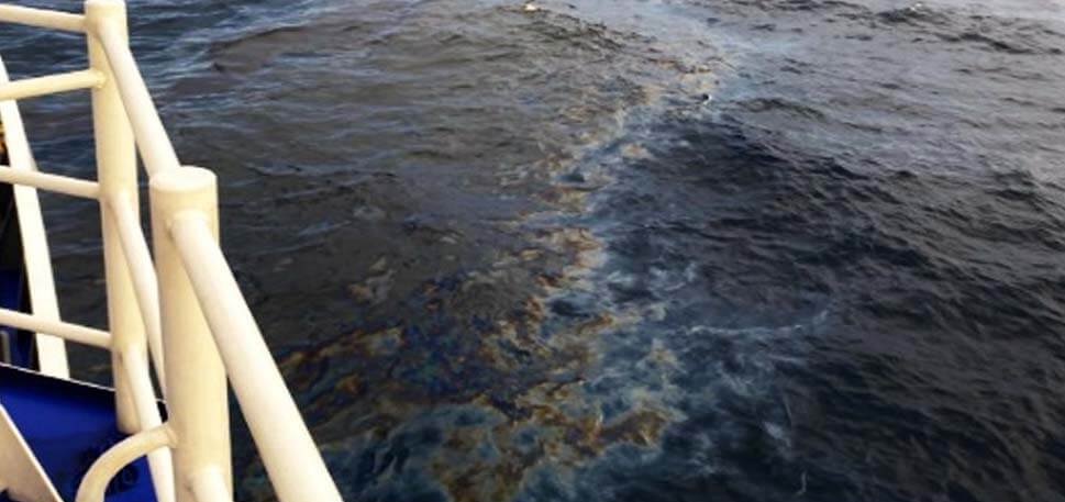 PCG naghahanda sa namataang oil sheen sa lumubog na yate | Police Files ... PCG naghahanda sa namataang oil sheen sa lumubog na yate | Police Files ...