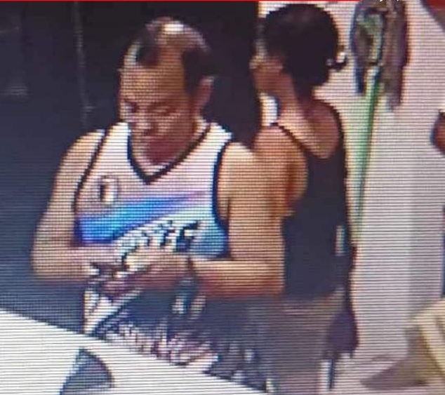 Sapul sa CCTV: 2 menor de edad sinuntok, tinuhod ng pulis | Police ... Sapul sa CCTV: 2 menor de edad sinuntok, tinuhod ng pulis | Police ...