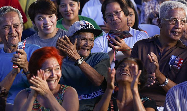 Panukalang magbibigay ng trabaho sa mga senior citizen, isinusulong ... Panukalang magbibigay ng trabaho sa mga senior citizen, isinusulong ...