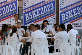 Halos 1-M na ang naghain ng kandidatura para sa BSKE | Police Files! Tonite