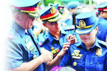 Nakagawiang sistema ng PNP sa pag-upgrade ng mga ranggo...‘ILIGAL ...