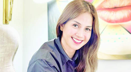 Kaye nahirapang maka-move on kay Lloydie | Police Files! Tonite