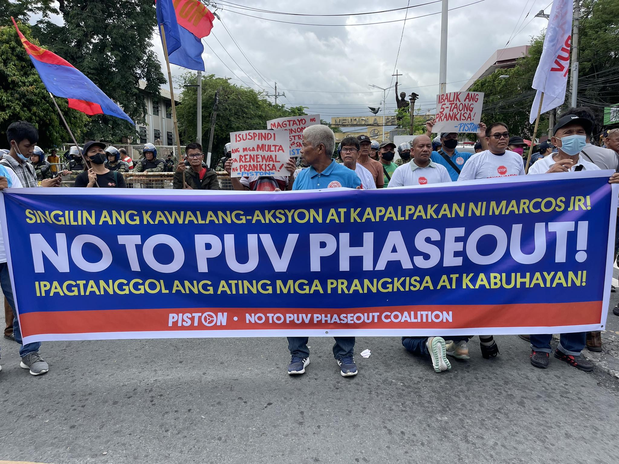 2-araw na malawakang transport strike ng PISTON kasado na! | Police ...