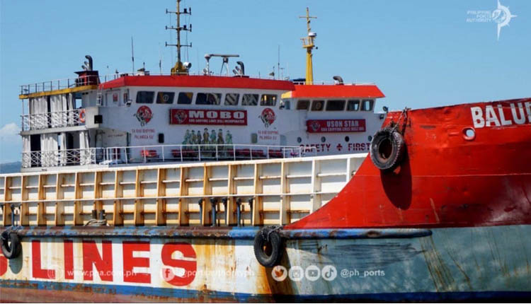 Isang barko sumadsad sa Masbate | Police Files! Tonite