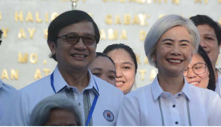 GABMC director, officers at staff pinuri ni Mayor Honey | Police Files ...