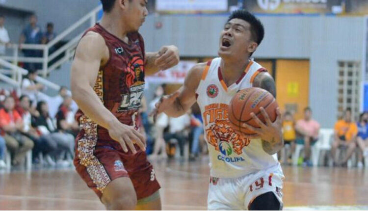 MPBL: DAVAO OCC.TIGERS COCOLIFE NILANTAKAN ANG KUYAS NG BULACAN | Police Files! Tonite