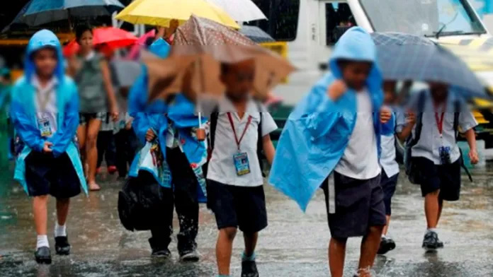 EcoWaste nagbabala laban sa toxic chemical sa mga kapote na pambata ...