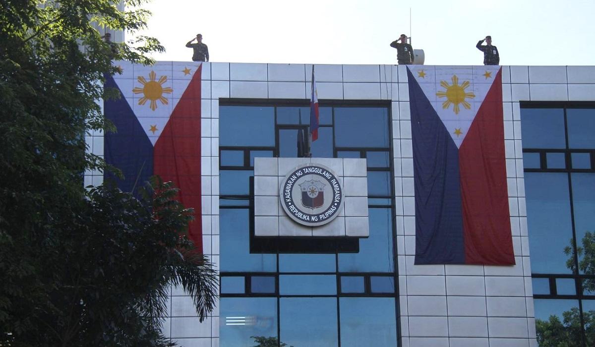 P11.7-B inilaan para sa ballistic helmet at body armor ng mga sundalo ...