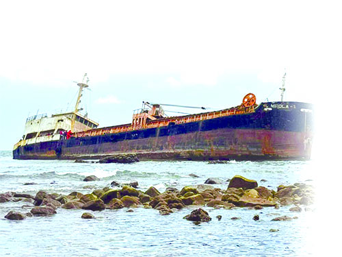 3 BARKONG LUMUBOG NA SANHI NG MALAWAK NA OIL SPILL SA BATAAN HANGGANG ...