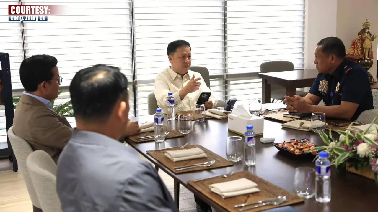 Mga kongresista nakakatanggap na ng death threats sa lumalalim na ...