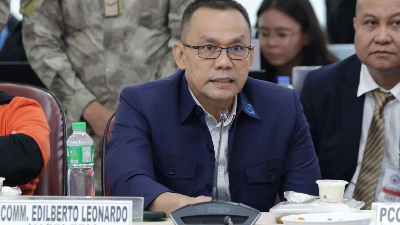 Pagsasampa ng kaso laban sa nag-resign na Napolcom chief suportado ng ...