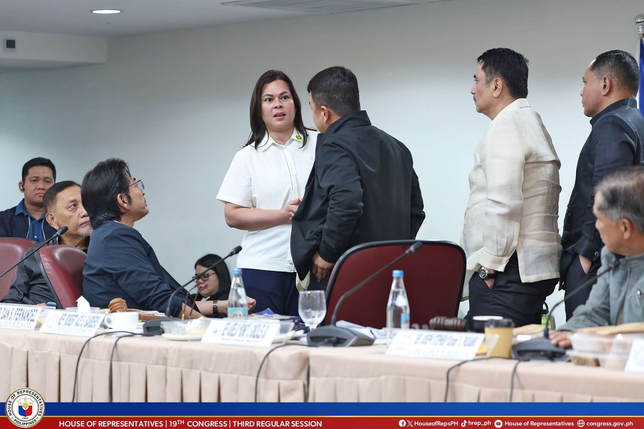 Hindi pagdalo ni VP Sara sa confidential fund probe, budol style ...