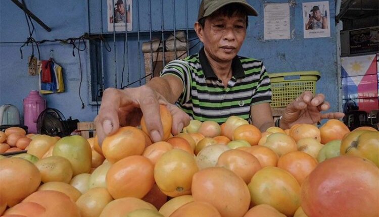 Presyo ng kamatis umaabot na ng P20 kada piraso – DA | Police Files! Tonite