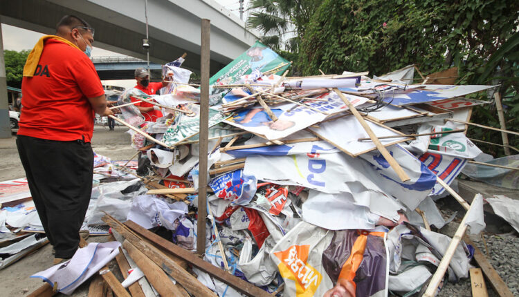 Comelec maghihigpit sa campaign materials sa ‘Oplan Baklas’ | Police ...
