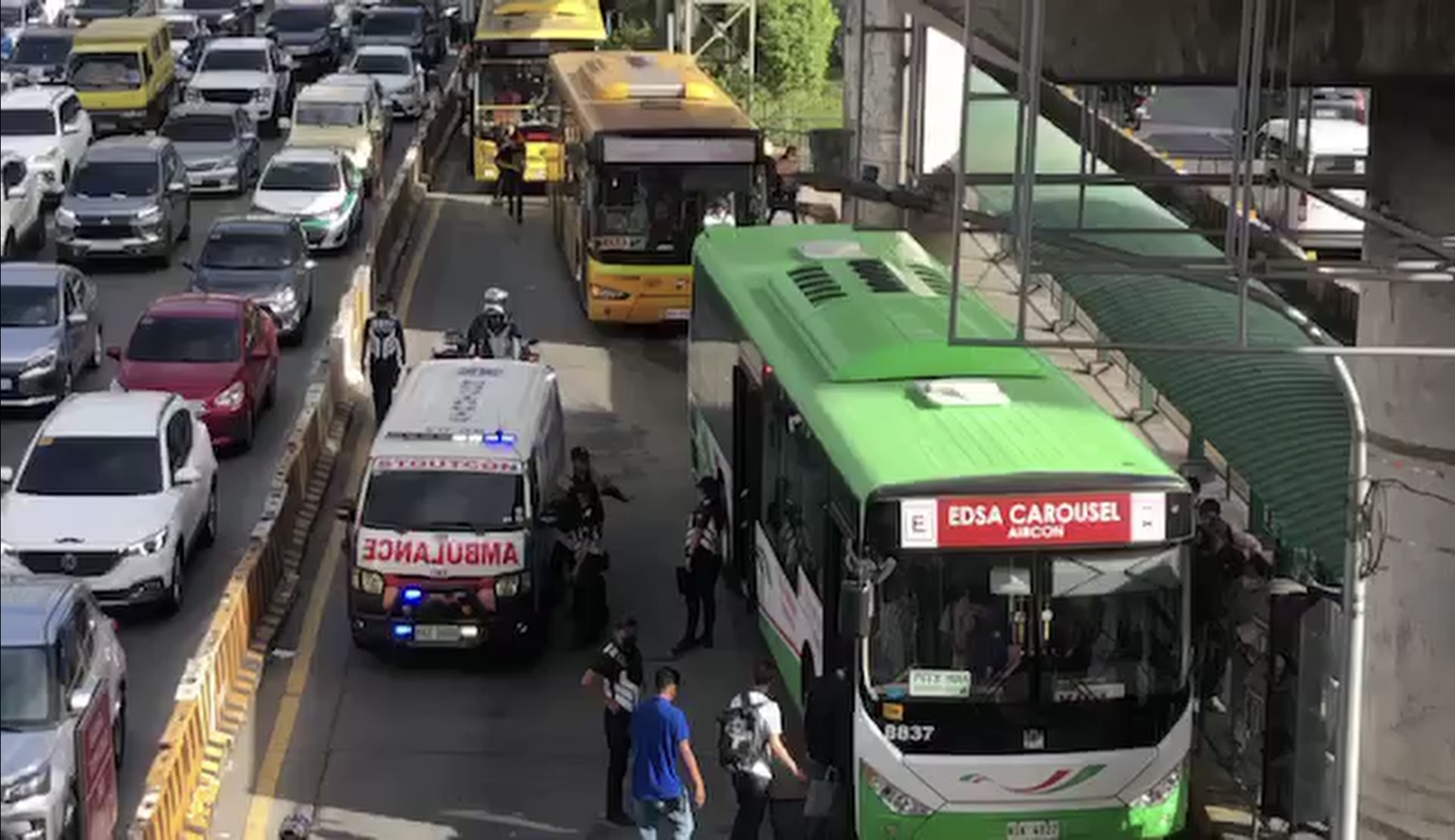 Edsa busway ‘di magsasara kahit may rehabilitation — DOTR | Police ...