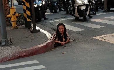 Babae biglang lumabas sa imburnal sa Makati | Police Files! Tonite