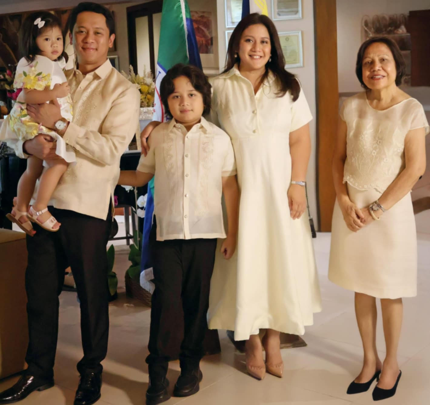 Senator-elect Camille Villar takes her official oath of office at their family home in Las Piñas ...