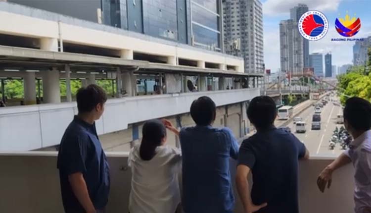 MT. KAMUNING FOOTBRIDGE, PINAGIGIBA NI PANGULONG MARCOS | Police Files ...