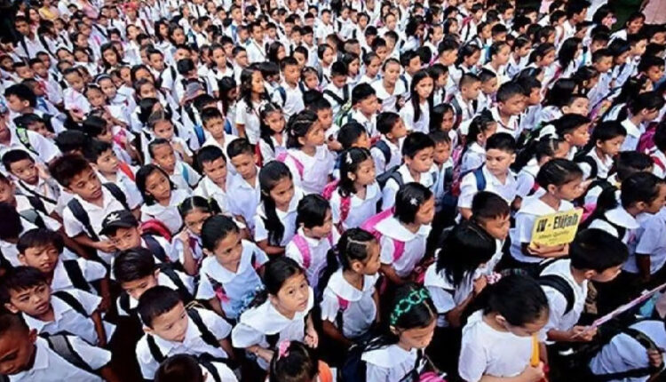 P1k monthly allowance sa lahat ng estudyante isinusulong | Police Files! Tonite