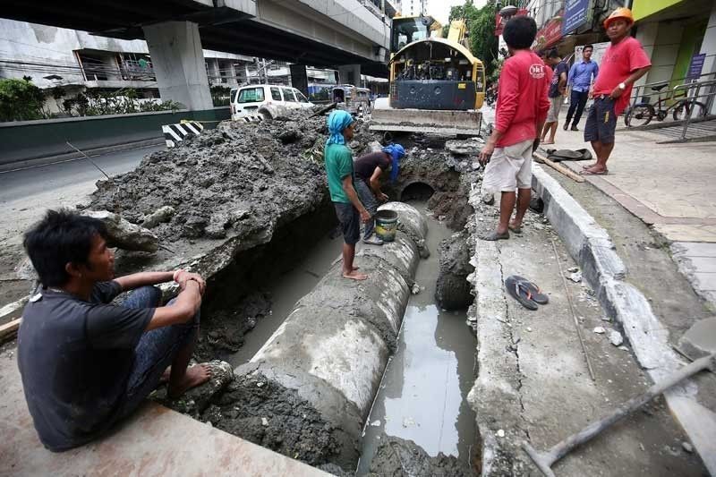 Lacson: Tuloy ang Senate flood control probe kahit na may Independent Commission | Police Files ...