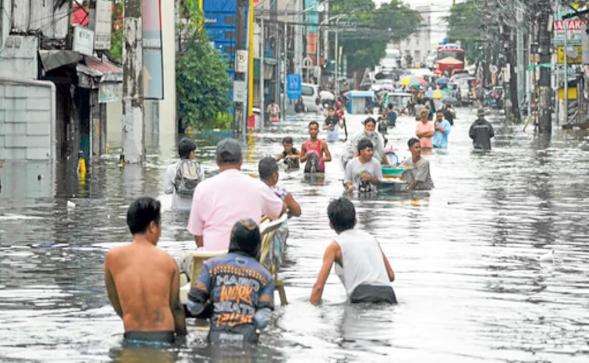 Lifetime ban sa mga contractor na sangkot sa flood control anomalies ipatutupad ni DPWH Sec ...
