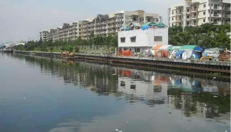 MALALAKING BULTO NG BASURA SA ILOG NG PASAY AT PARAÑAQUE, LILINISIN NG ...