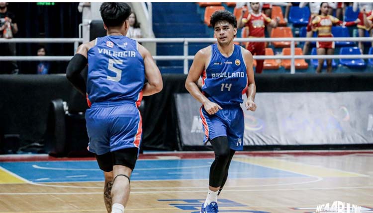 Arellano dinurog ang San Sebastian sa NCAA Juniors | Police Files! Tonite