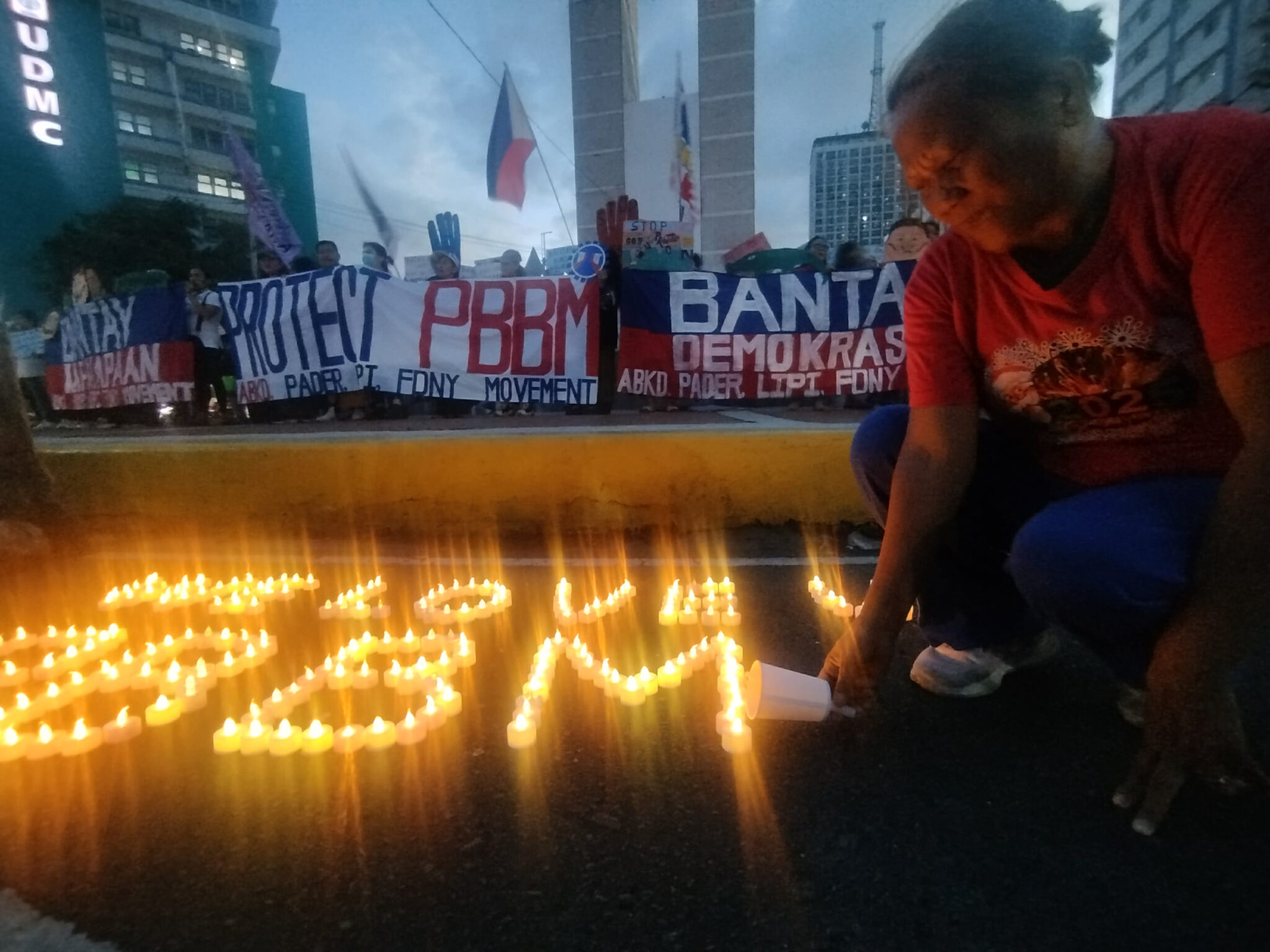 ‘PROTECT BBM’ ANTI-CORRUPTION & PEACE PROTESTS | Police Files! Tonite