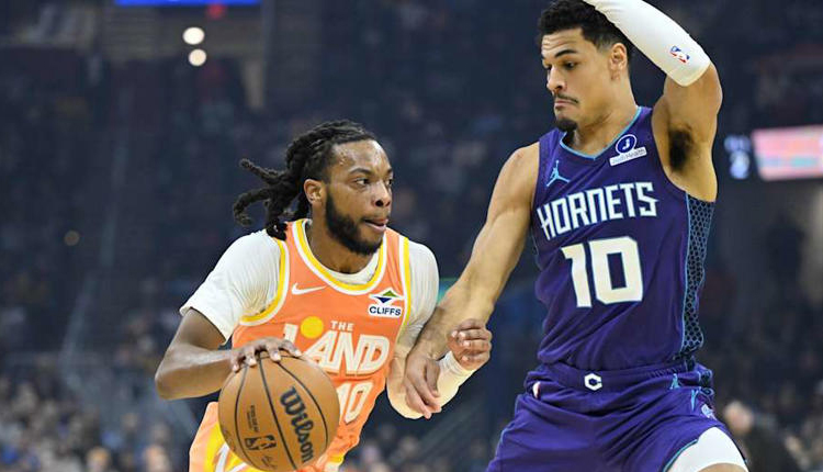 Cavs wagi vs Hornets | Police Files! Tonite