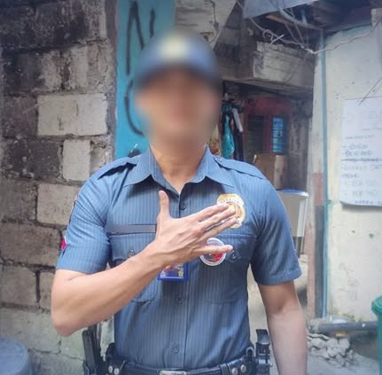 PULIS NAG-POST NG MALALASWANG LARAWAN AT VIDEO SIBAK SA SERBISYO ...