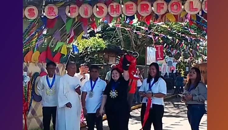 19 BARANGAY, NAKIISA SA UNANG SALBO NG PISYESTANG BAYAN-POLILLO MAYOR ...